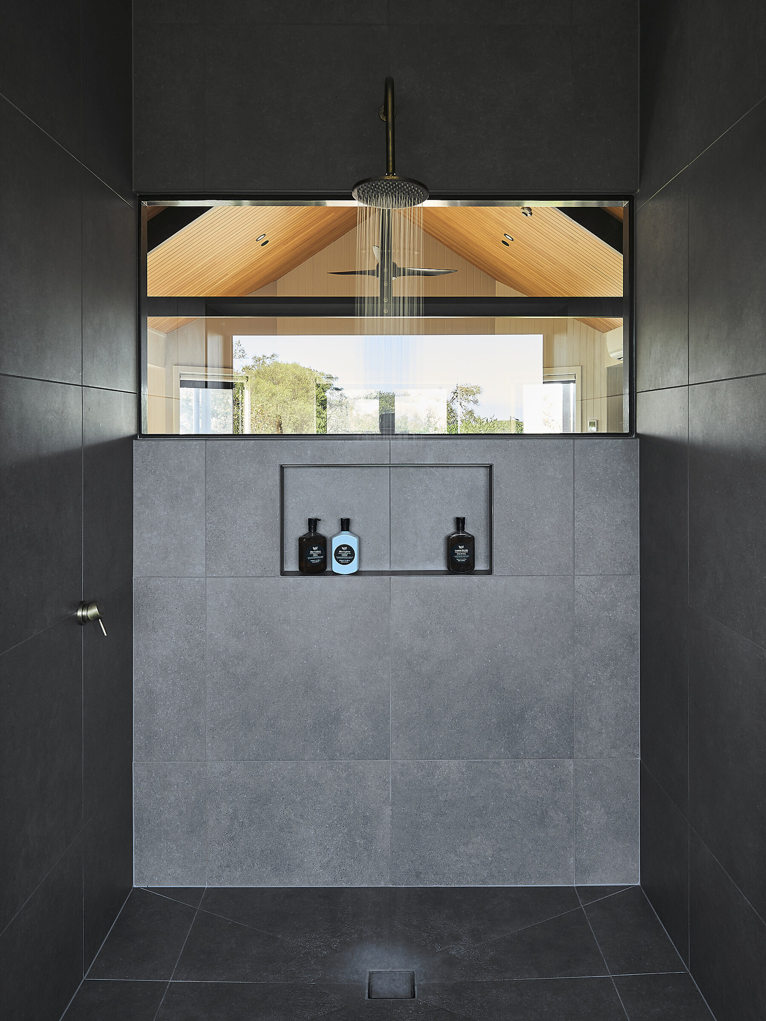 Cumulus Premium Suite | Lon Retreat