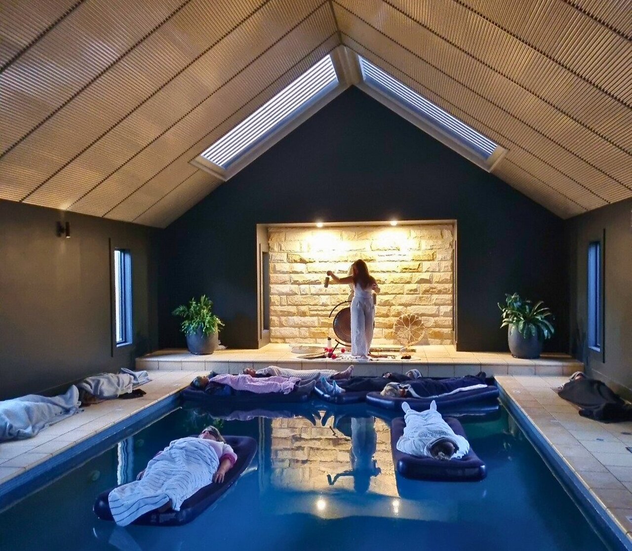 Floating Sound Bath Experience with Mellow Habits | Lon Retreat