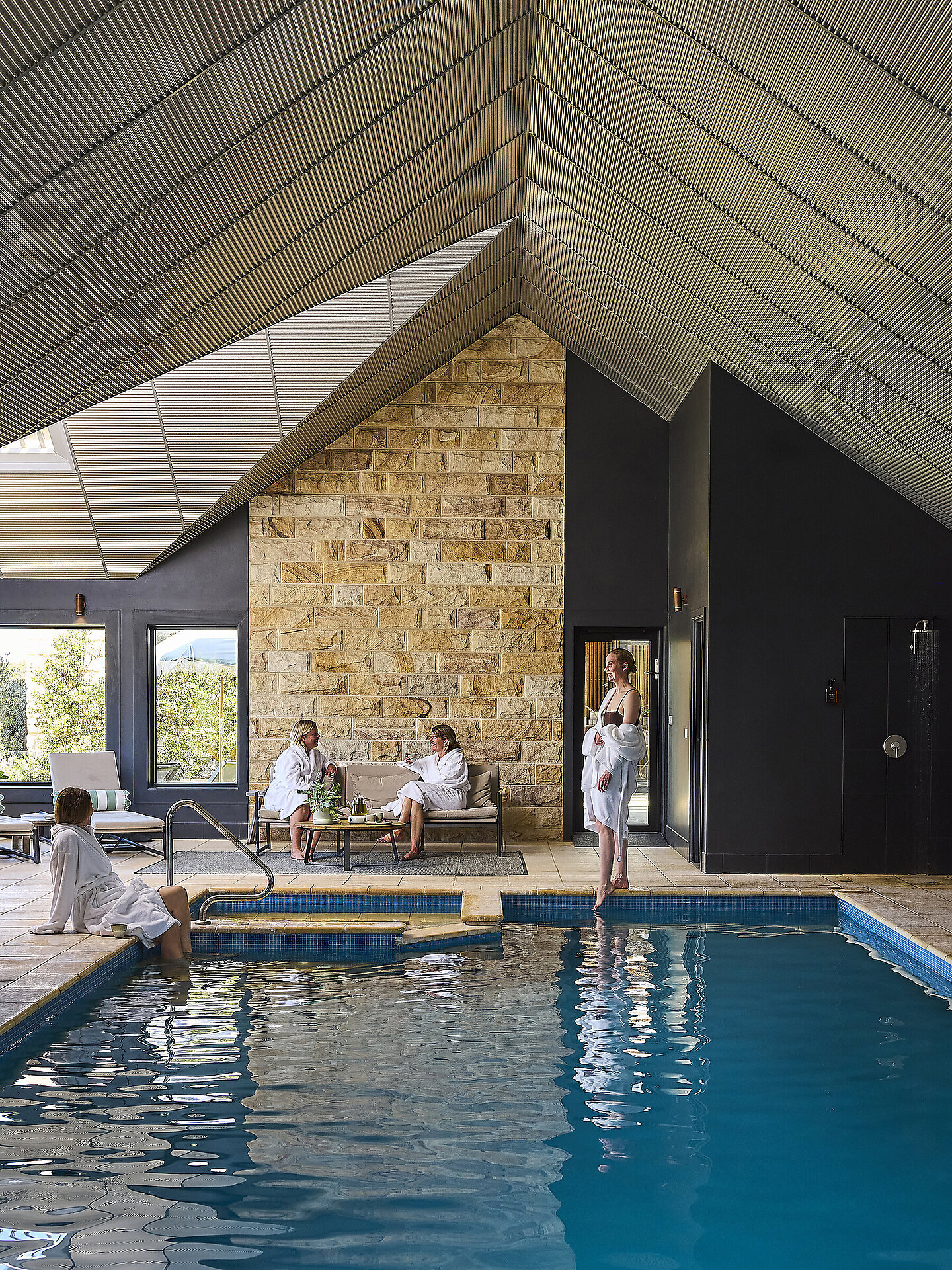 Lon Spa & Ferry Experience | Lon Retreat