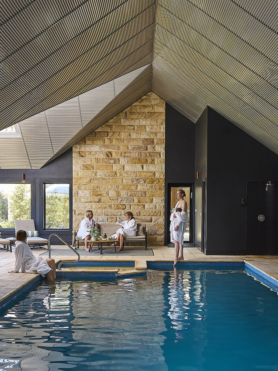 Lon Spa & Ferry Package | Lon Retreat