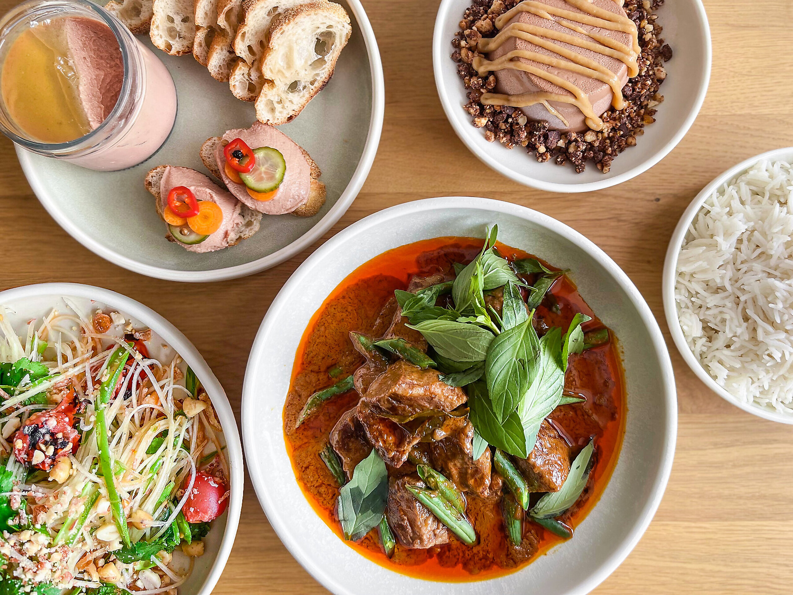 Lon Seasonal Menu | Lon Retreat
